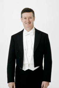 HARRY BICKET STEPS IN TO CONDUCT CHICAGO SYMPHONY ORCHESTRA ...