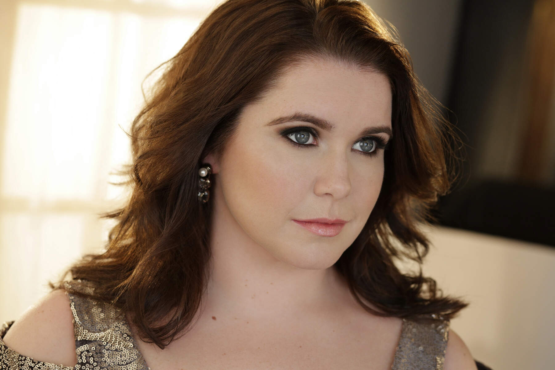 Contacts | TARA ERRAUGHT